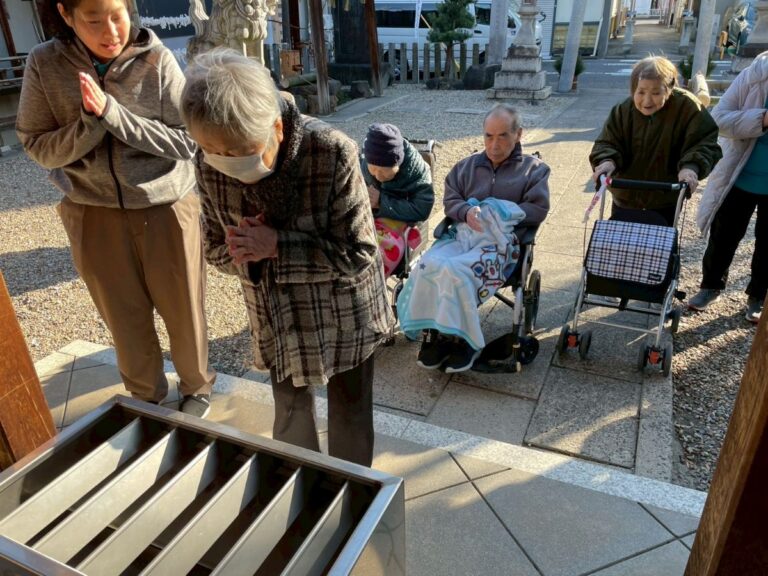 🎍《初詣》🐴｜最新情報｜カルミア株式会社